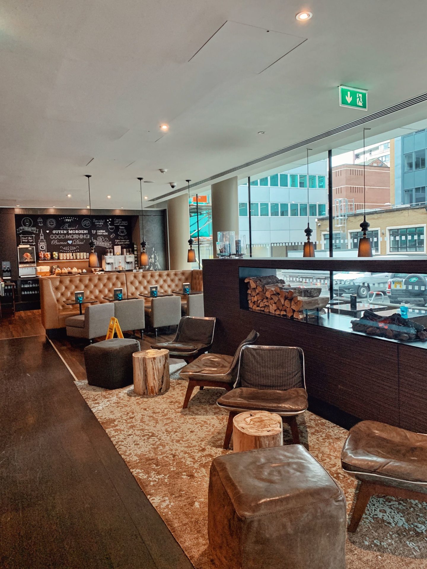 MOTEL ONE TOWER HILL HOTEL – LONDON - Hernameislindz